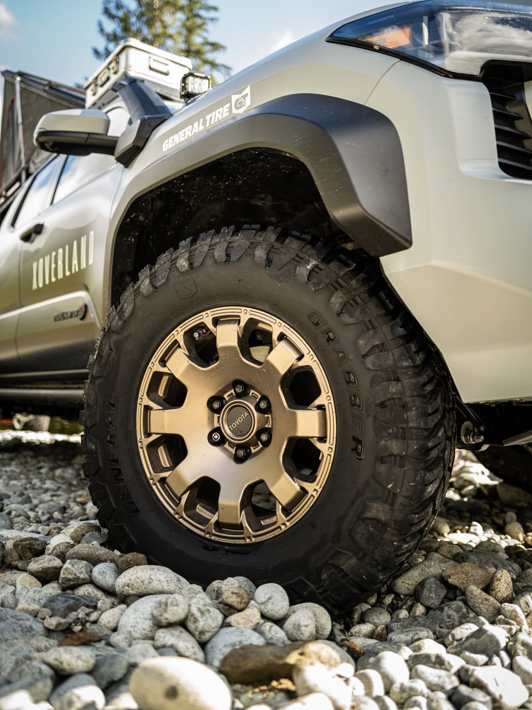 General RA 11R22.5 H/16PLY Tires